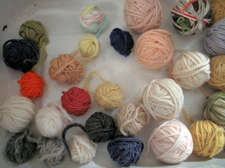 manna from brooklyn: Mini yarn balls