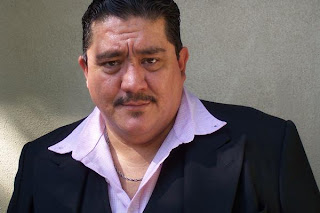 CLAUDIO TORRES ACTOR Y MUSICO