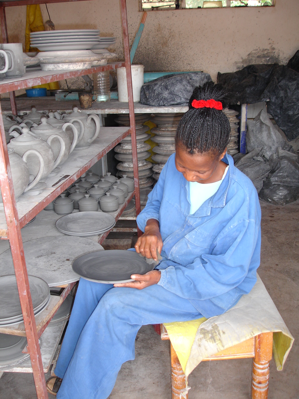 It Takes A Village...: Kwamsasa - African Pottery