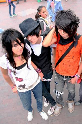 culture de emos y fresas: emos y fresas