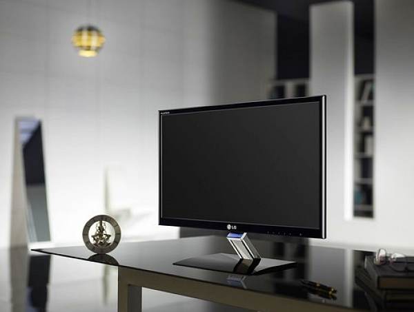 LAMBARITÁLIA: Monitor com Tecnologia LED - LG E2360