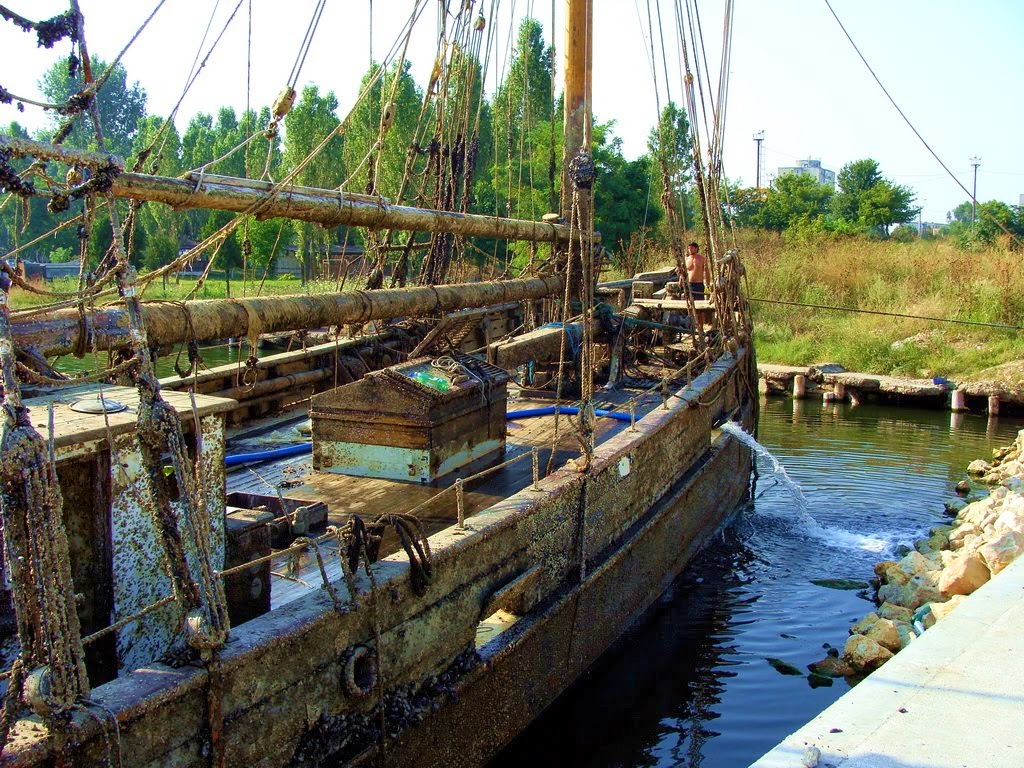 PHOTO ODYSSEY OF RICHARD: GRETHE WITTING, THE 96 YEARS OLD SHIP,IS ...