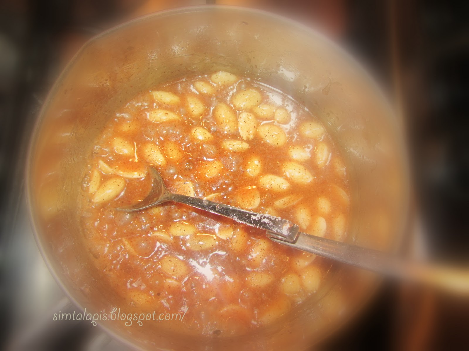 Laura's food blog: Karamelizuoti migdolai