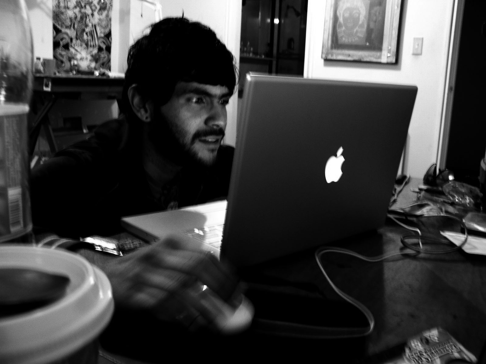 Vladimir Enciso G r a p h i c . D e s i g n s