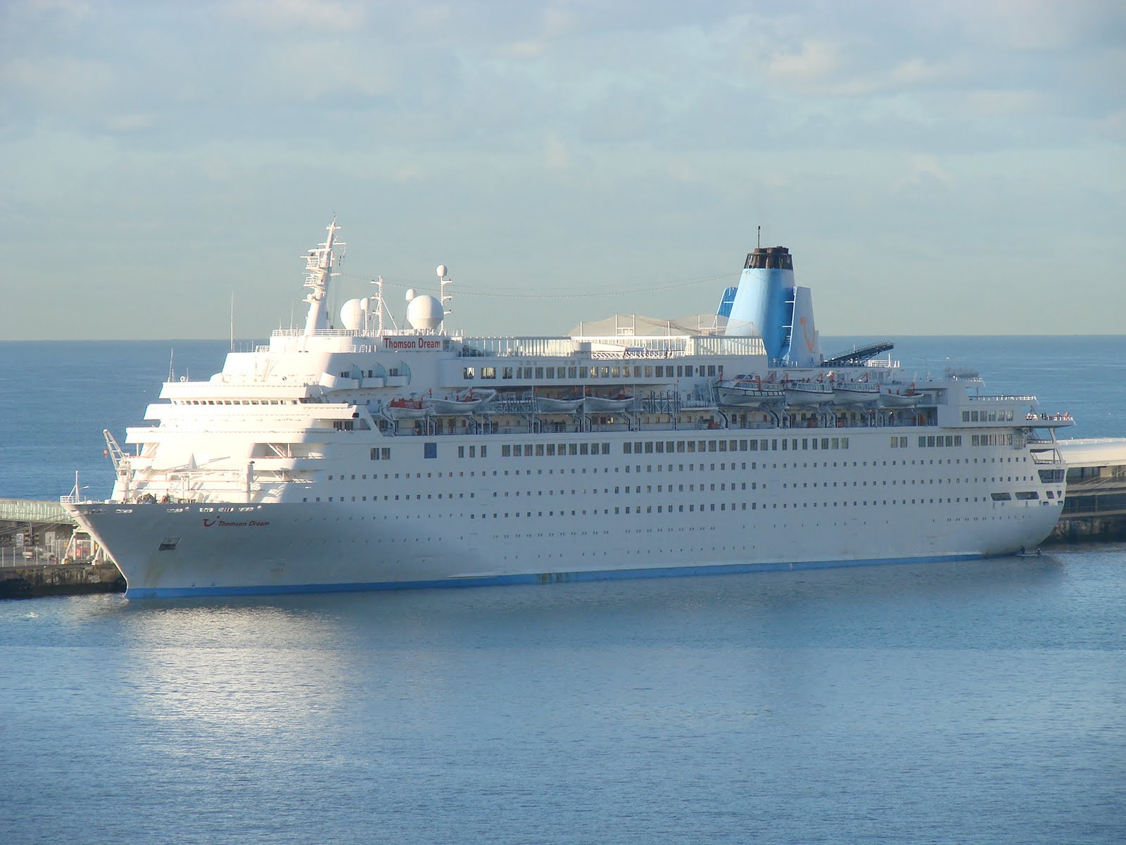 Sergio@Cruises: Estreia do MS Thomson Dream no Funchal