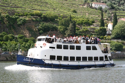 Sergio@Cruises: Empresa Douro Azul com vista para o futuro nos ...