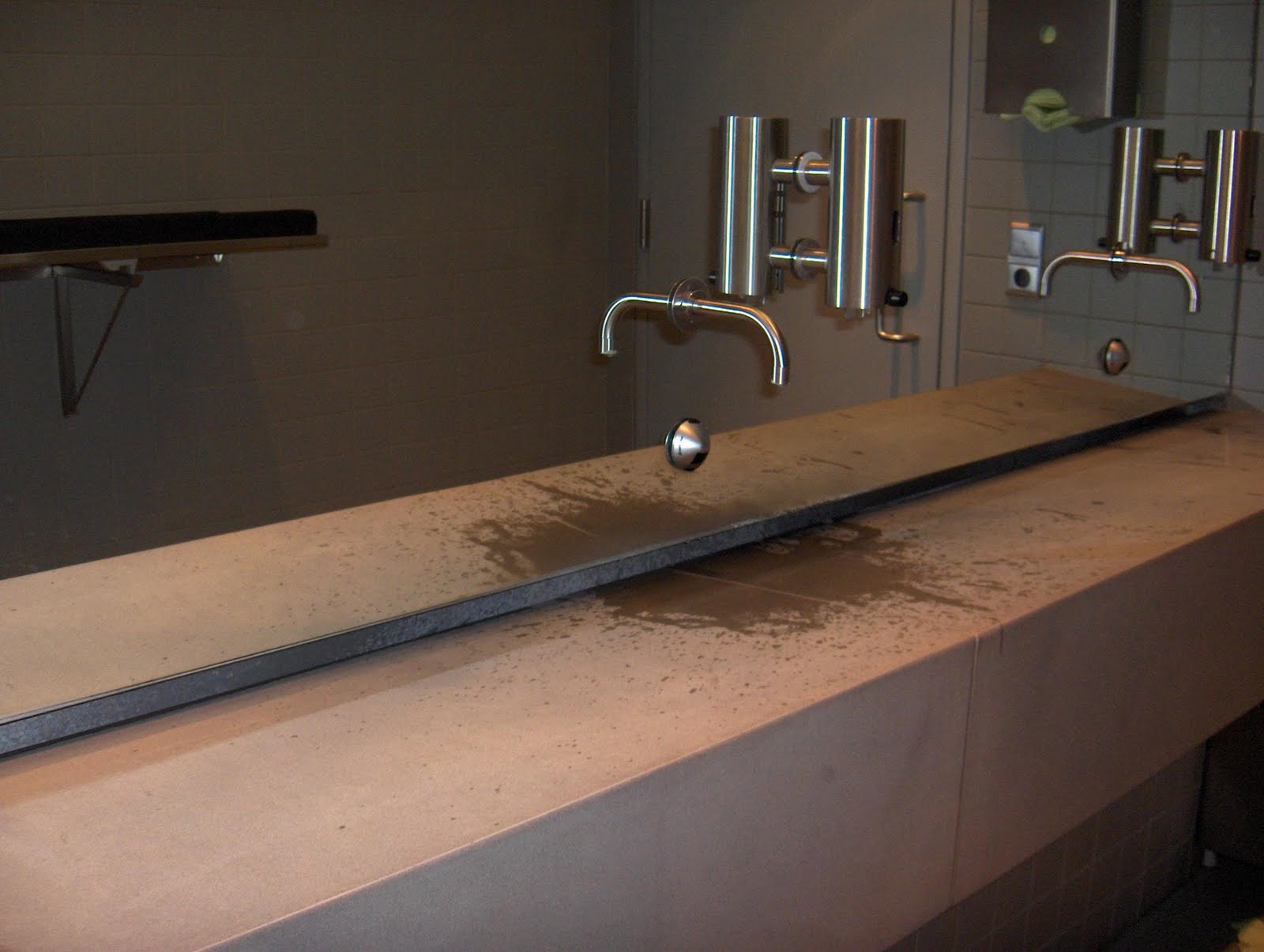 45 Cool Sinks ~ Now That's Nifty