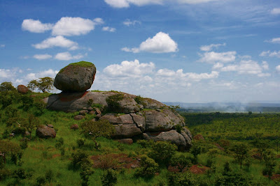 Angola: On The Road: De Luanda a Malange