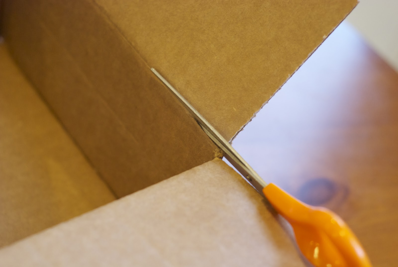 THE SMALLEST SPARROW: Tutorial - Fabric Covered Boxes with Ribbon Ties ...