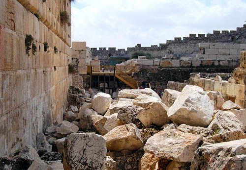 Devotional on Jesus in the Gospels: 8/7/10- Mark 13:1-7, 14-18 ...