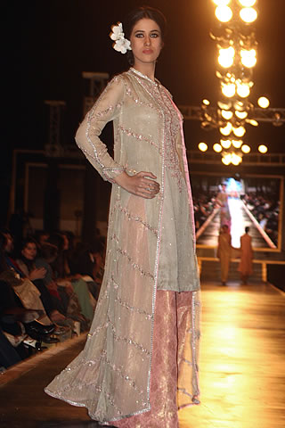 Fashion Magazine Models: Mehdi Collection at Bridal Couture Week Pakistan