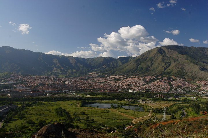 BELLO CIUDAD CENTENARIA: EL TERRITORIO DE BELLO