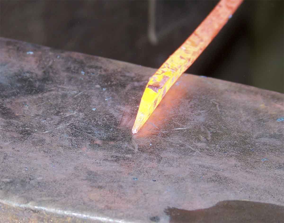 Iron Oak Farm: Firey Friday, How I Forge a Nail