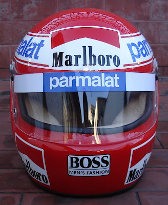 CAPACETES F1: Detalhe/Helmet RETRO: Niki LAUDA