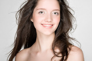 SCOUTING - AGÊNCIA DE MODELOS: Helena Hofmann