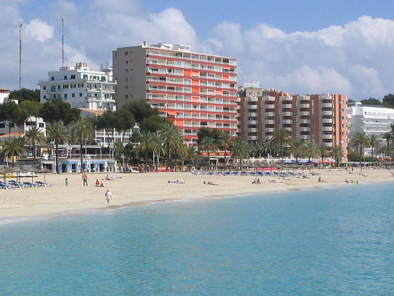 johnsunseaandskytravel: Magaluf - Majorca Travel Guide
