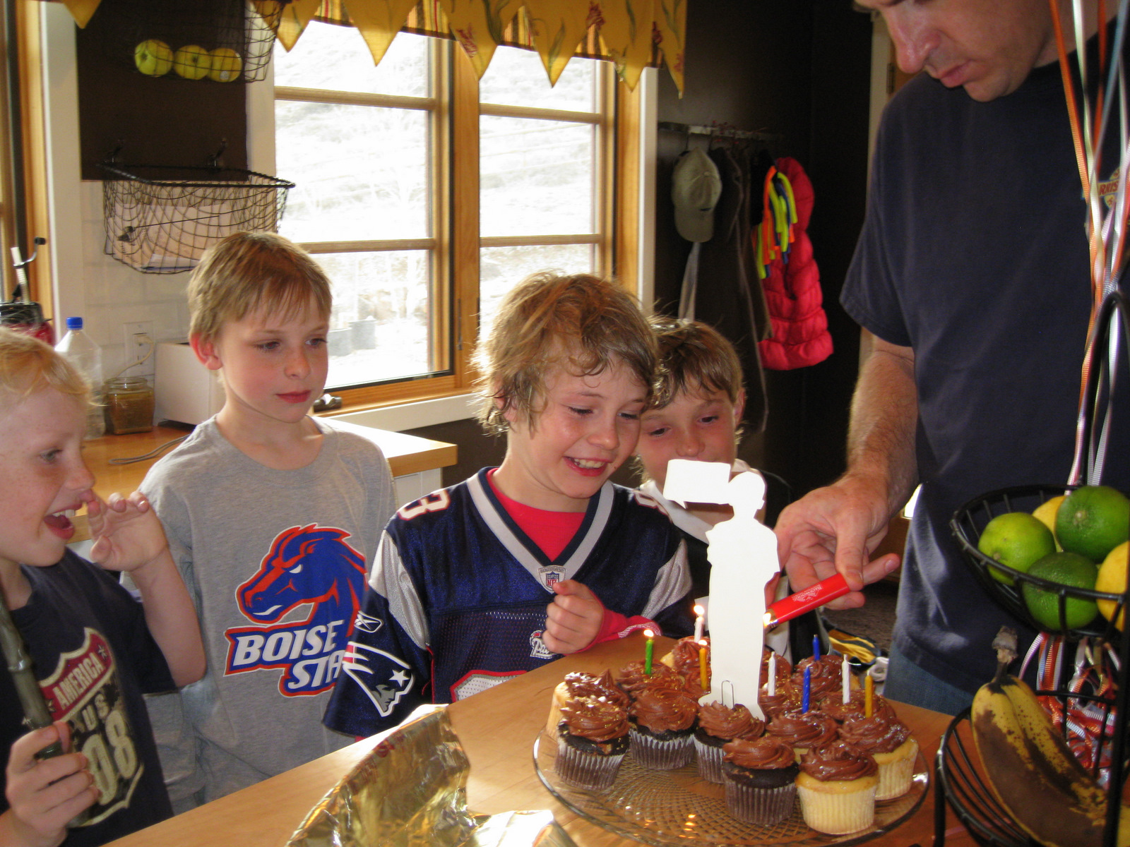 Our Life Uncommon: A SURPRISE Party for Jakey.