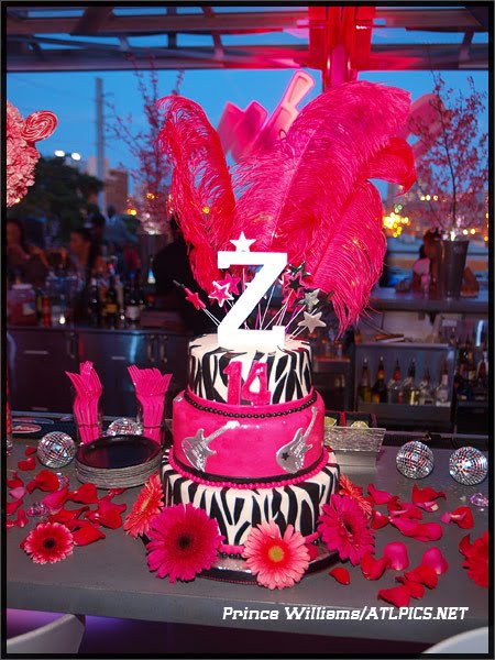 Photos spotted on Sandra rose but Photos done by Williams/ATLPics.net