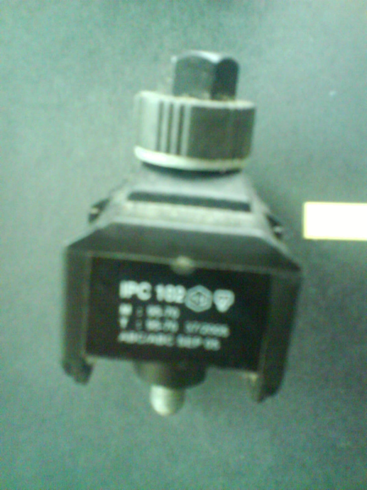 Sebelas: IPC (INSULATED PIERCING CONNECTOR)