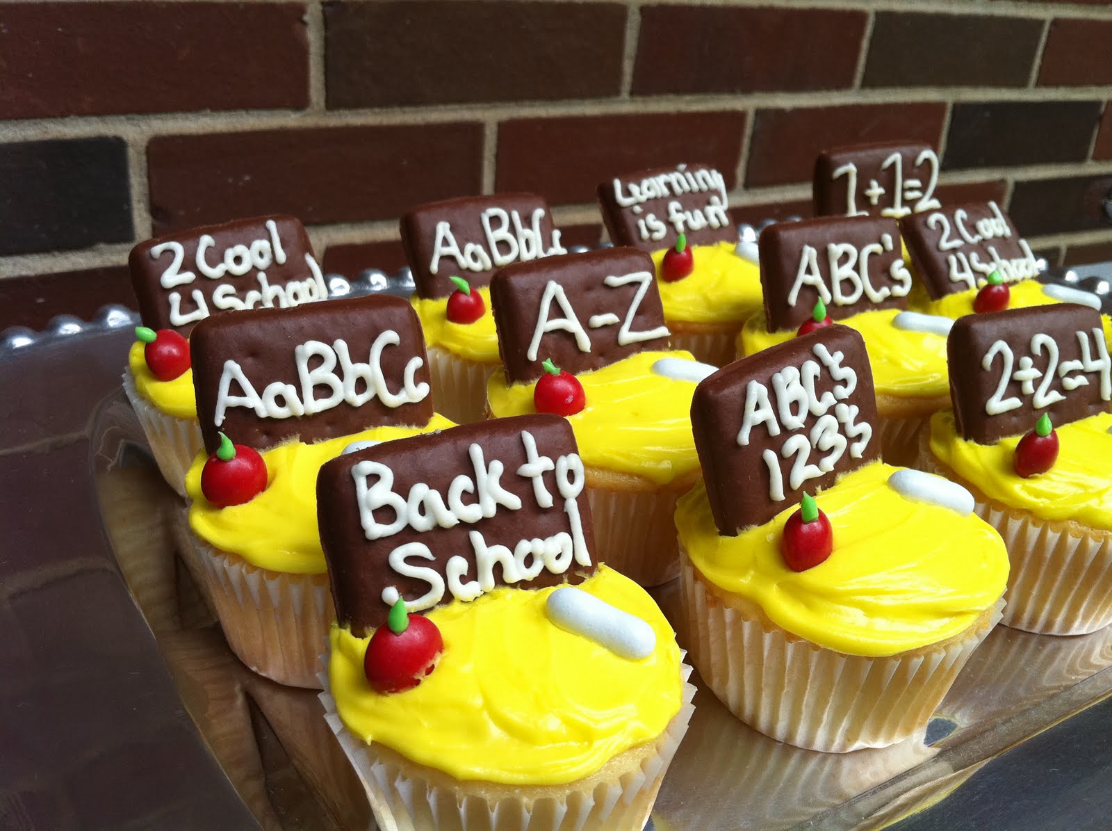 Indulge With Me: Back to School Cupcakes