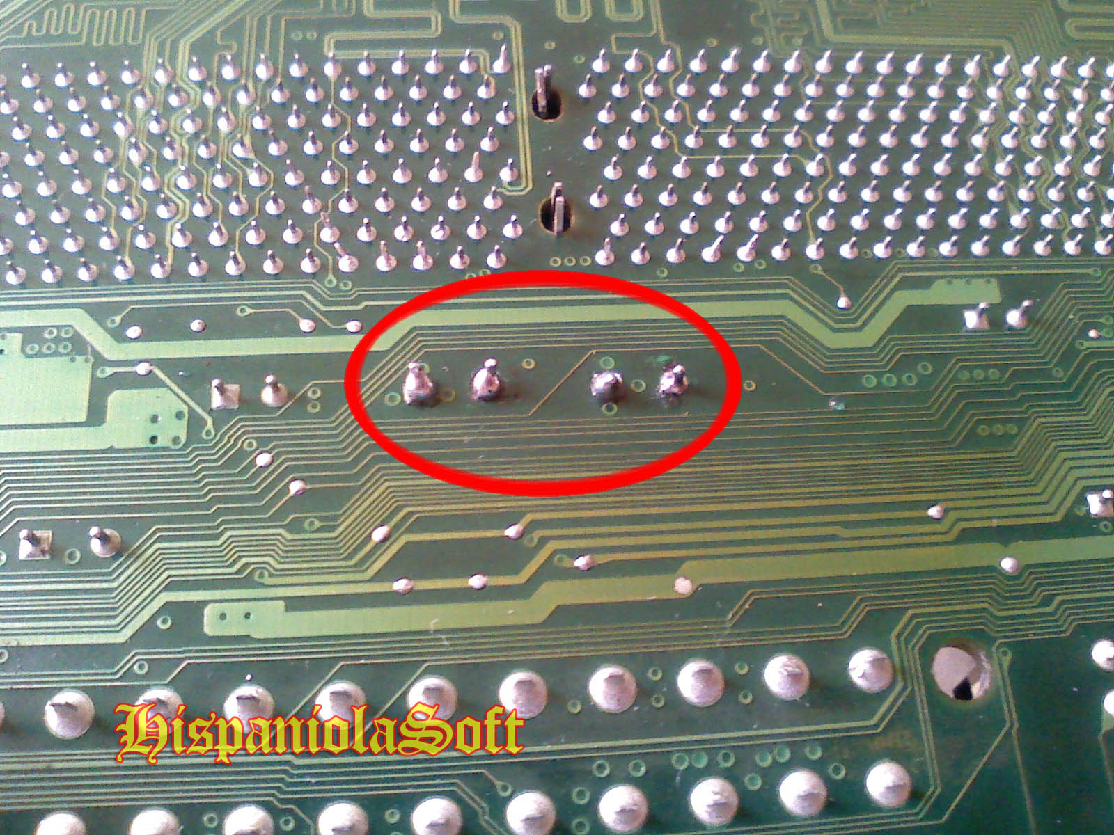 HispaniolaSoft: REEMPLAZAR CAPACITORES DAÑADOS EN UN MOTHERBOARD