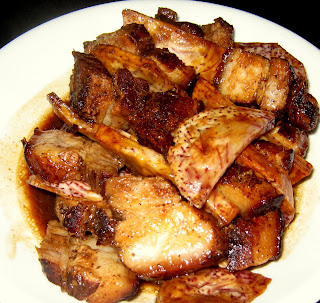 Hakka Food: Taro / yam braised meat -- yu tou kou rou 芋头扣肉