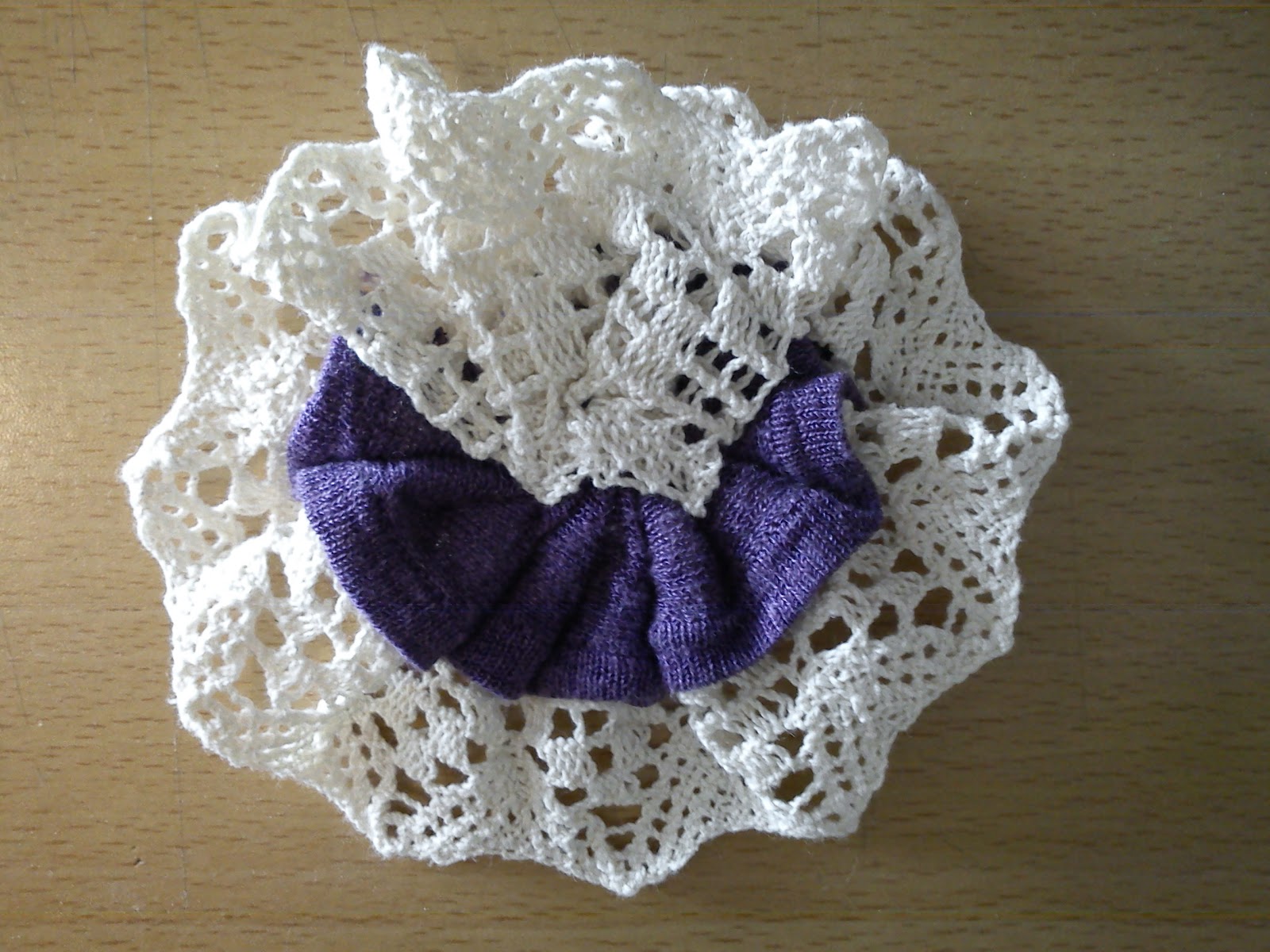 deco-echo: BROSE materiale textile/ textile brooches