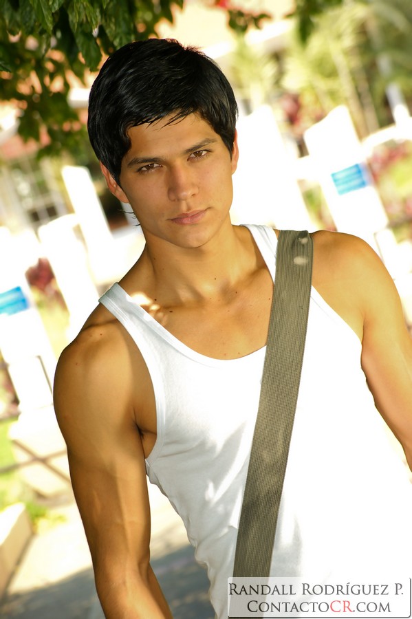 Man Central: Alexander Vega: Mr International Costa Rica 2010