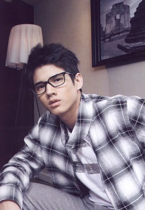 Man Central: Mario Maurer: Just Looking Good!