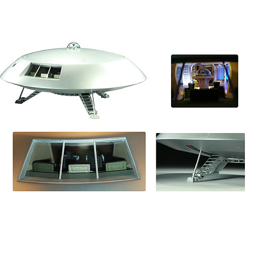Lost in Space - Jupiter 2 - 1:35 Scale Replica
