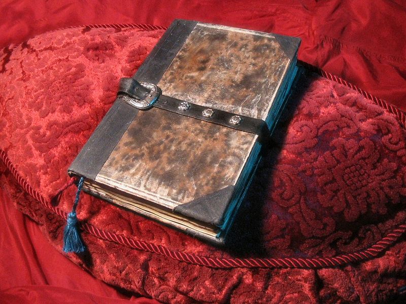 Mitologia Esoterica: I Grimori e la magia cerimoniale