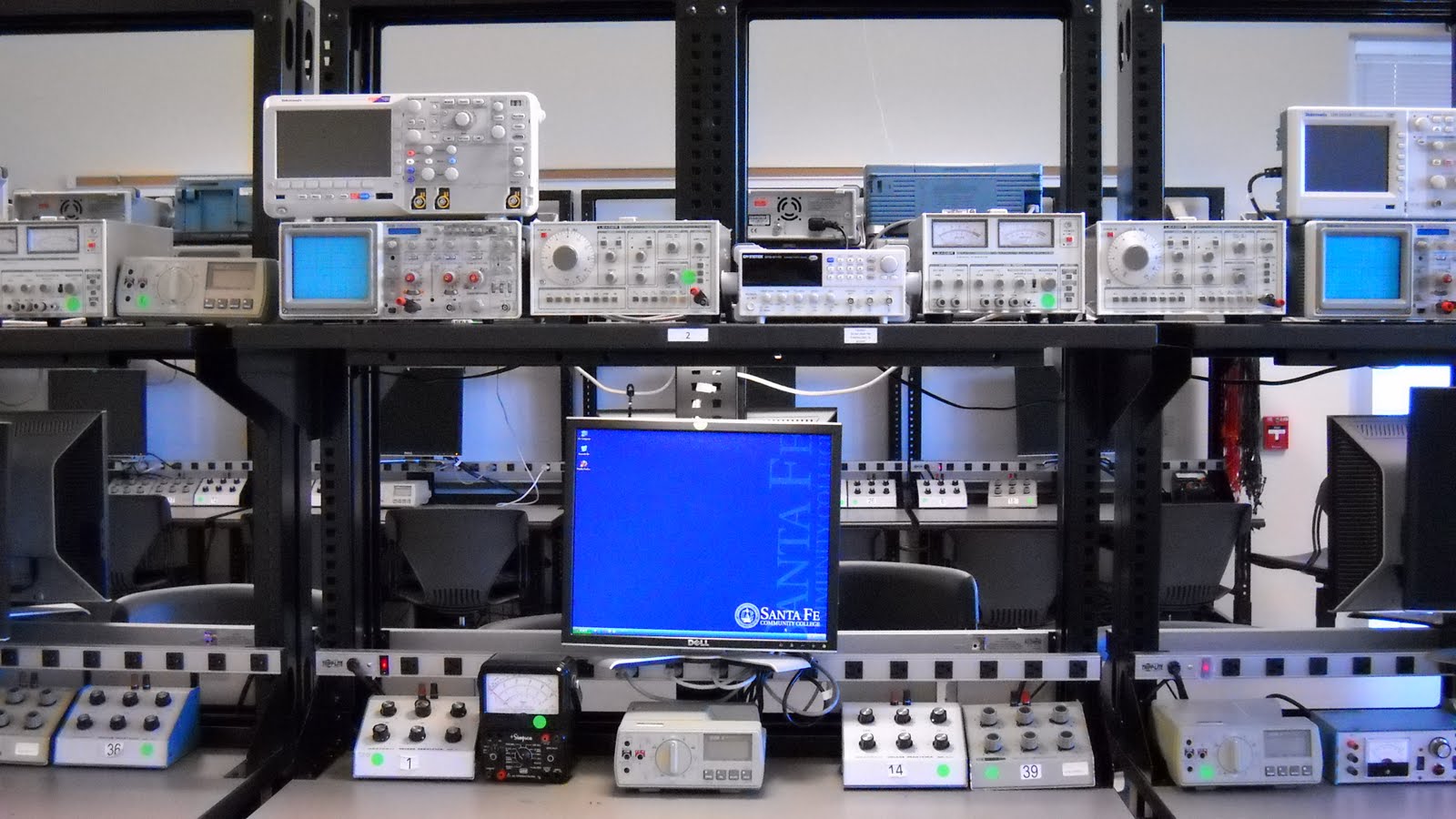 Electronic Repair Projects: Student Lab Station