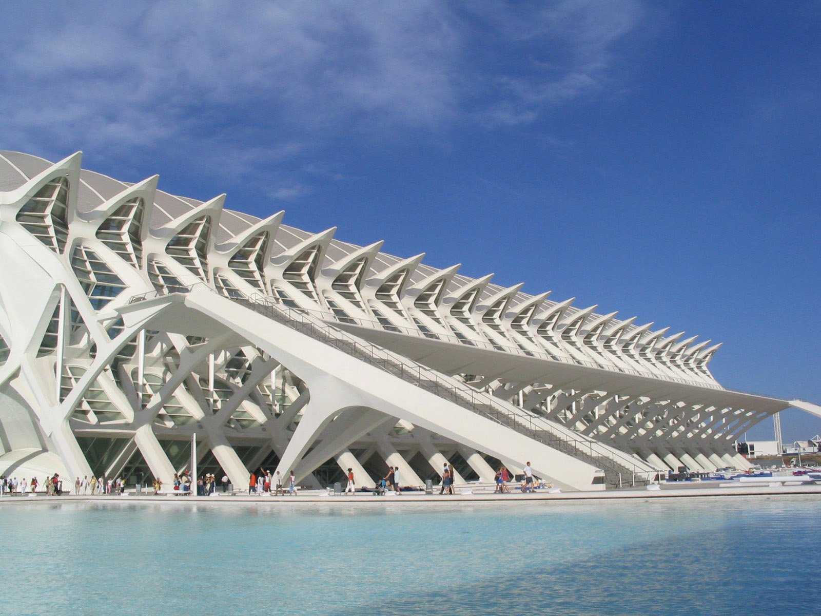City of Arts and Sciences - Walk through Valencia