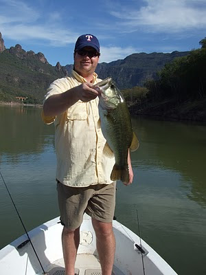 Lake Huites | Mexico Bass Fishing | November, 2010 Fishing Report ...