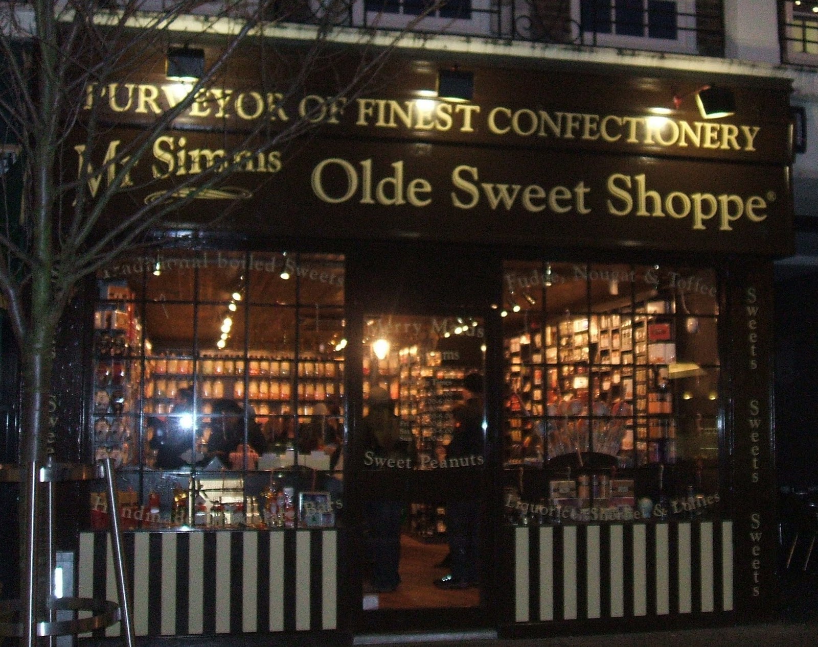 World Sweets: Sweet Shop