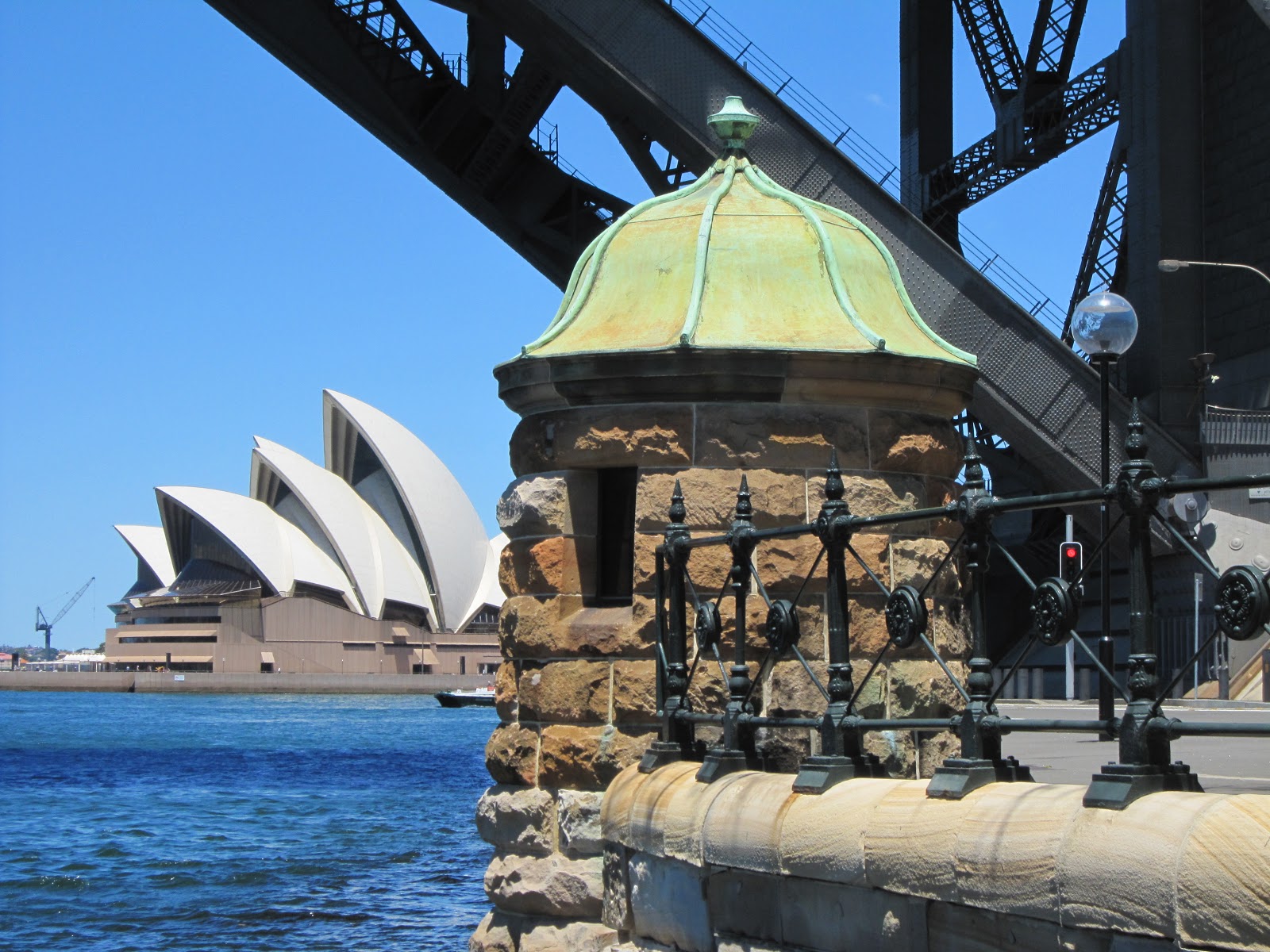 Sydney - City and Suburbs: Dawes Point, sentry box