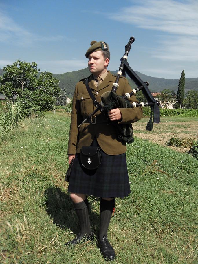 Nick MacVicar Scottish piper in Italy: The Scottish piper in Italy ...