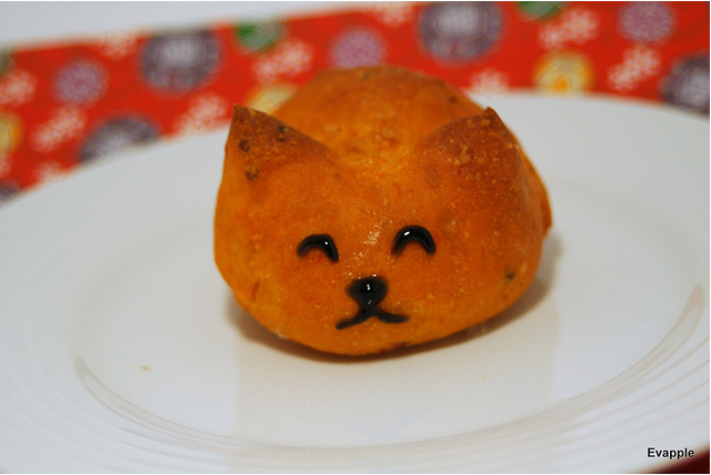 Catsparella: Cat Bread AKA Real Life Kitty Loaves