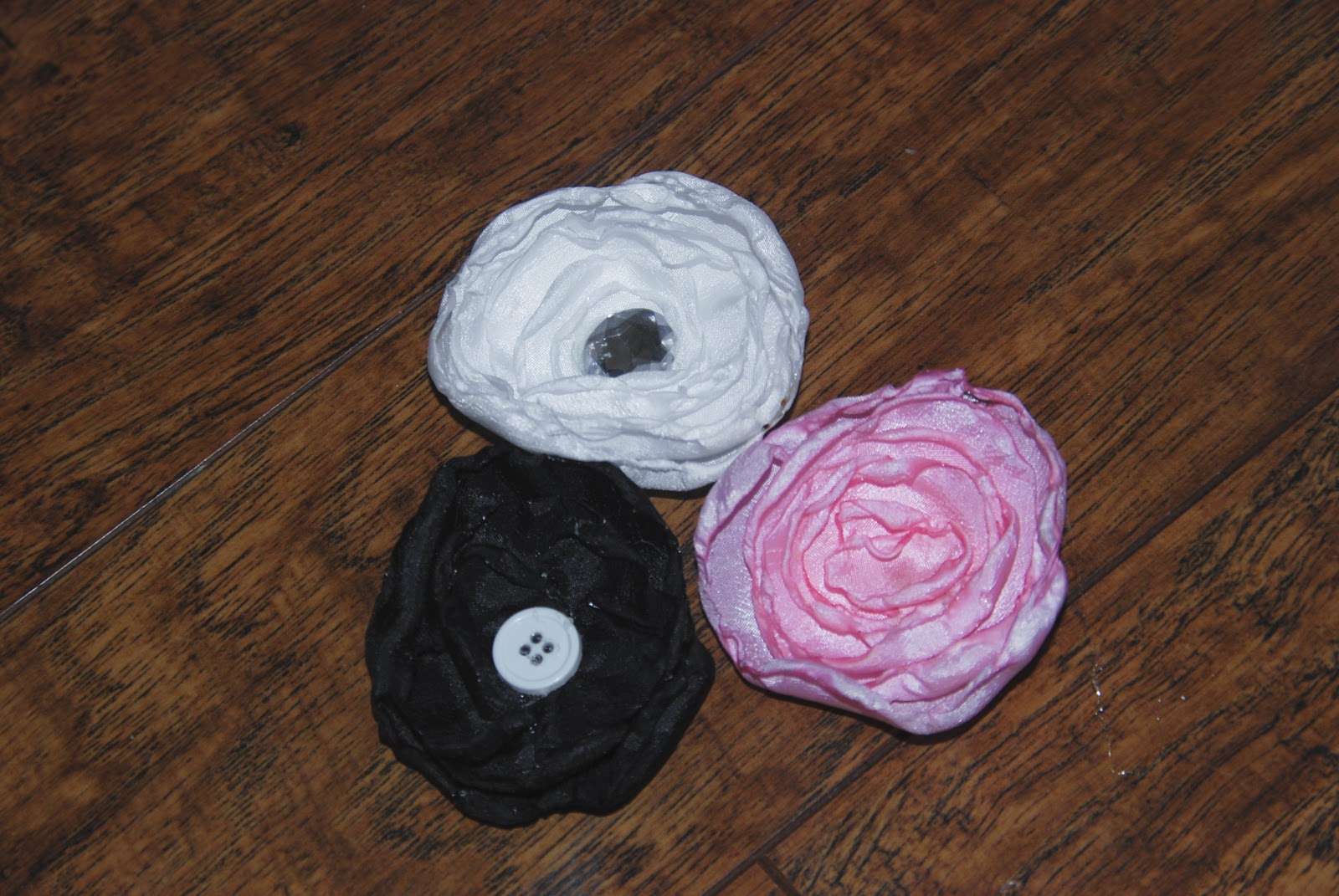 Amy Cornwell Designs: Tuesday Tutorial: Burned Edge Flowers {with ...