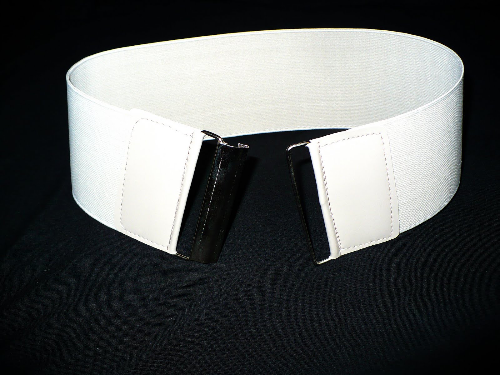 Curea: Curea elastica lata 20 lei