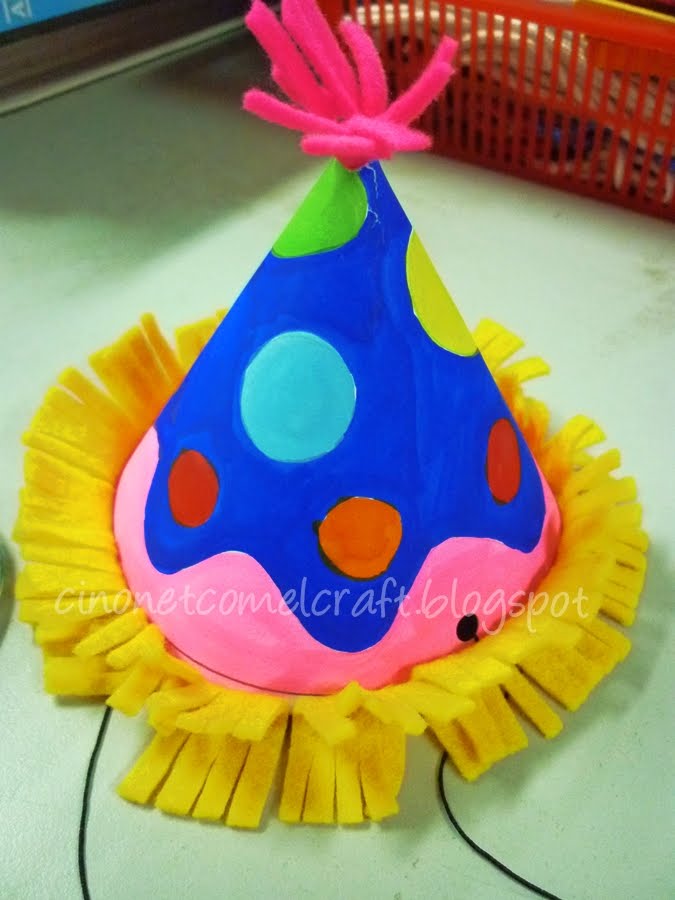 Bieha Tukiran's craft: :: Felt : Topi Hari Jadi