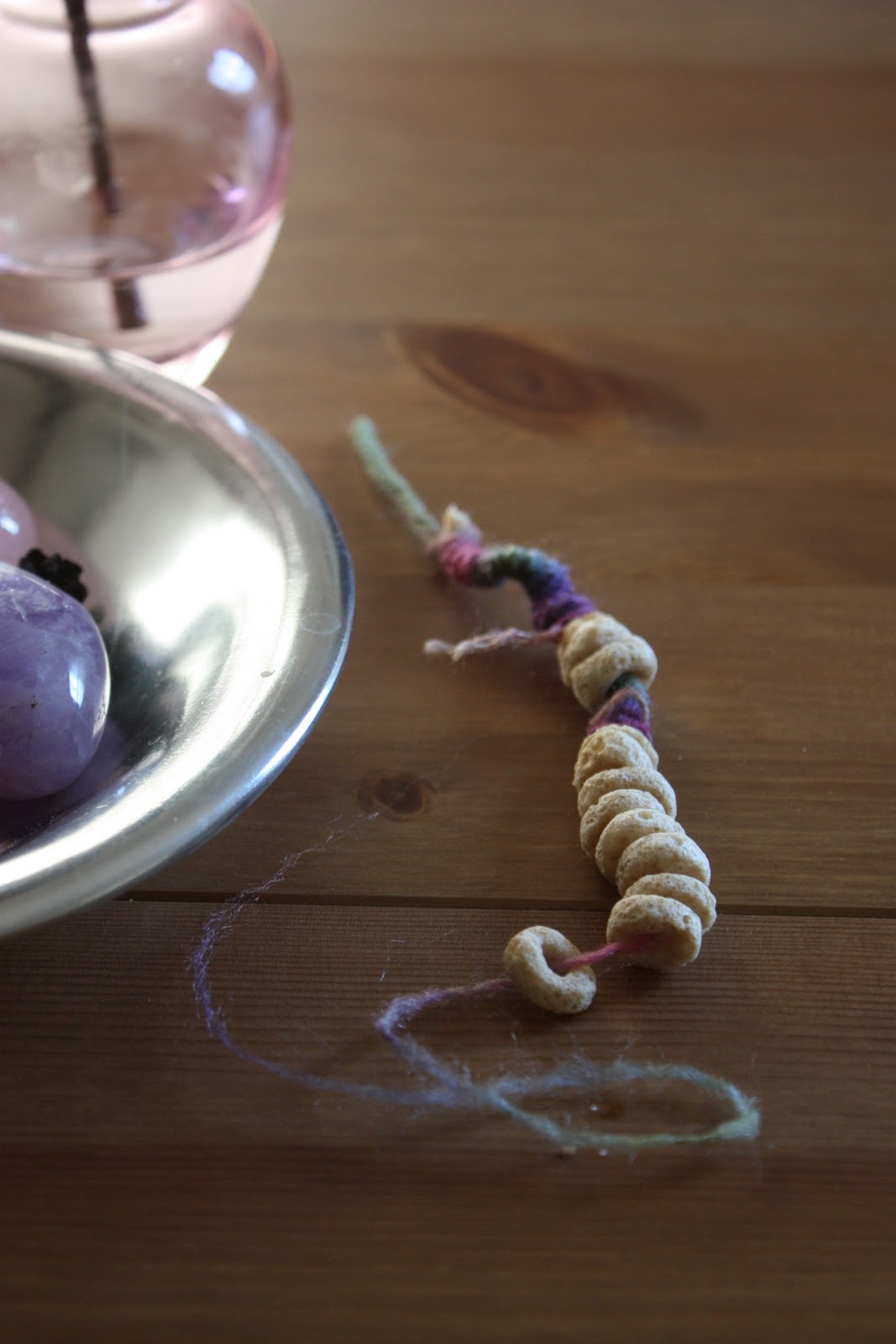 Ten Tiny Toddlers: Midweek Creations - Stringing Cheerios
