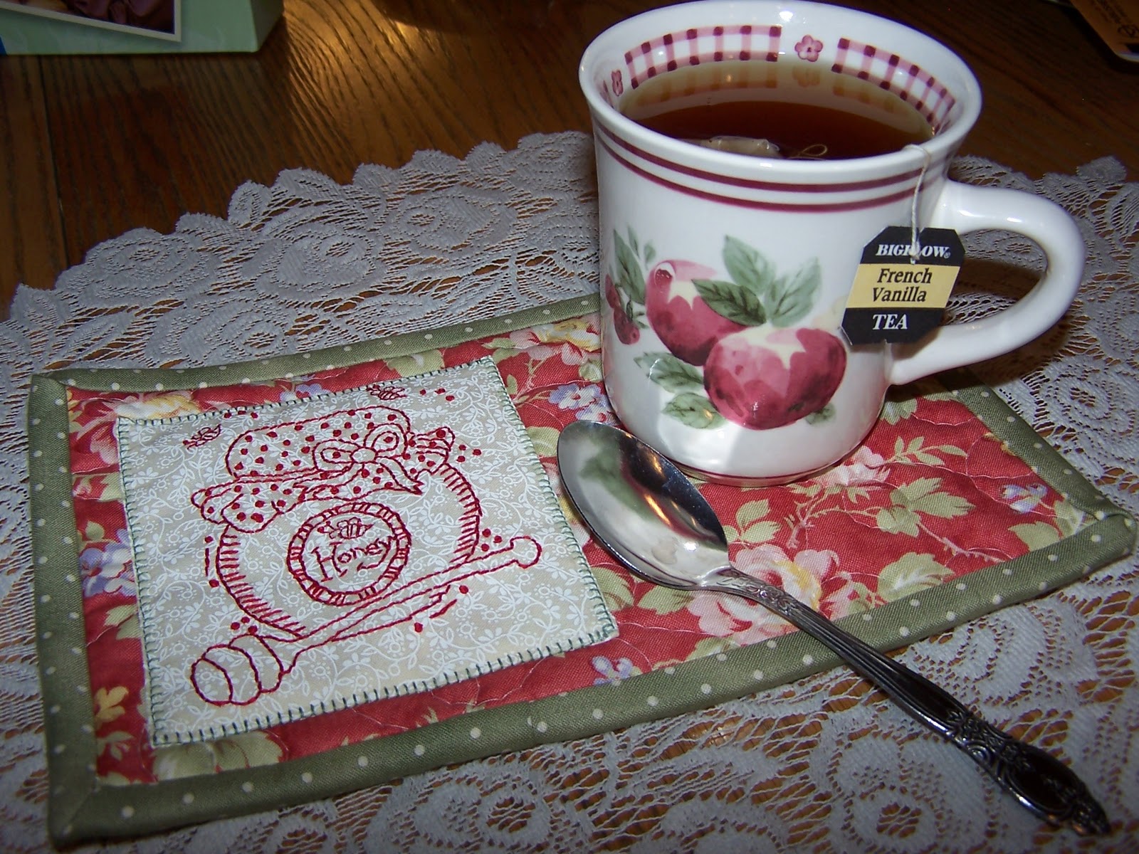 Tea and a New Mug Rug! - Busy As Can Be