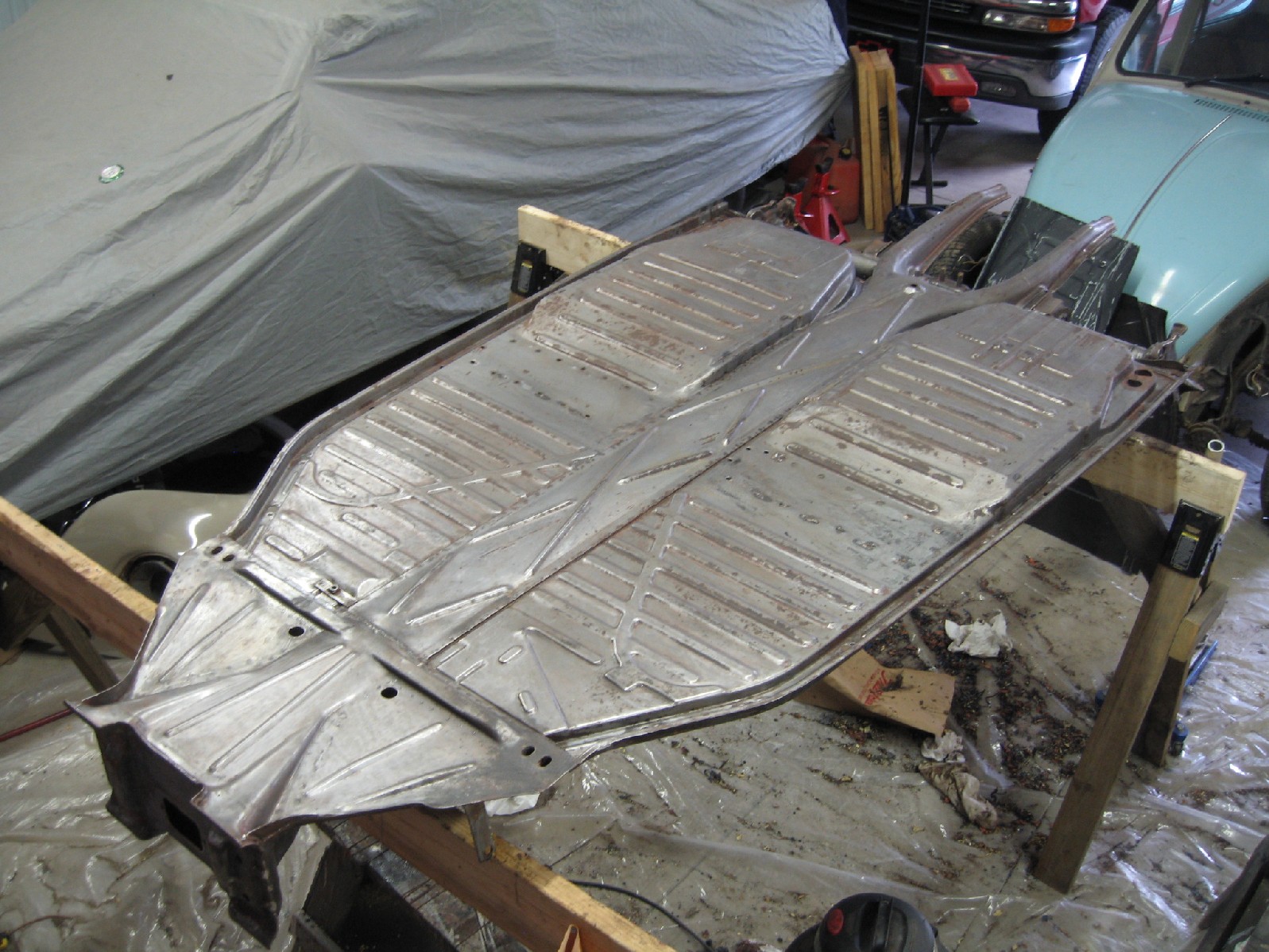 1974 volkswagen Beetle Restoration: Stripped clean pan