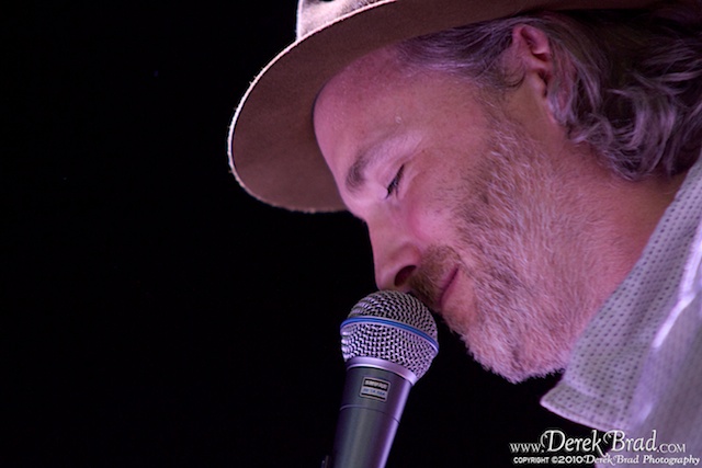 Derek Brad Photography: Fran Healy