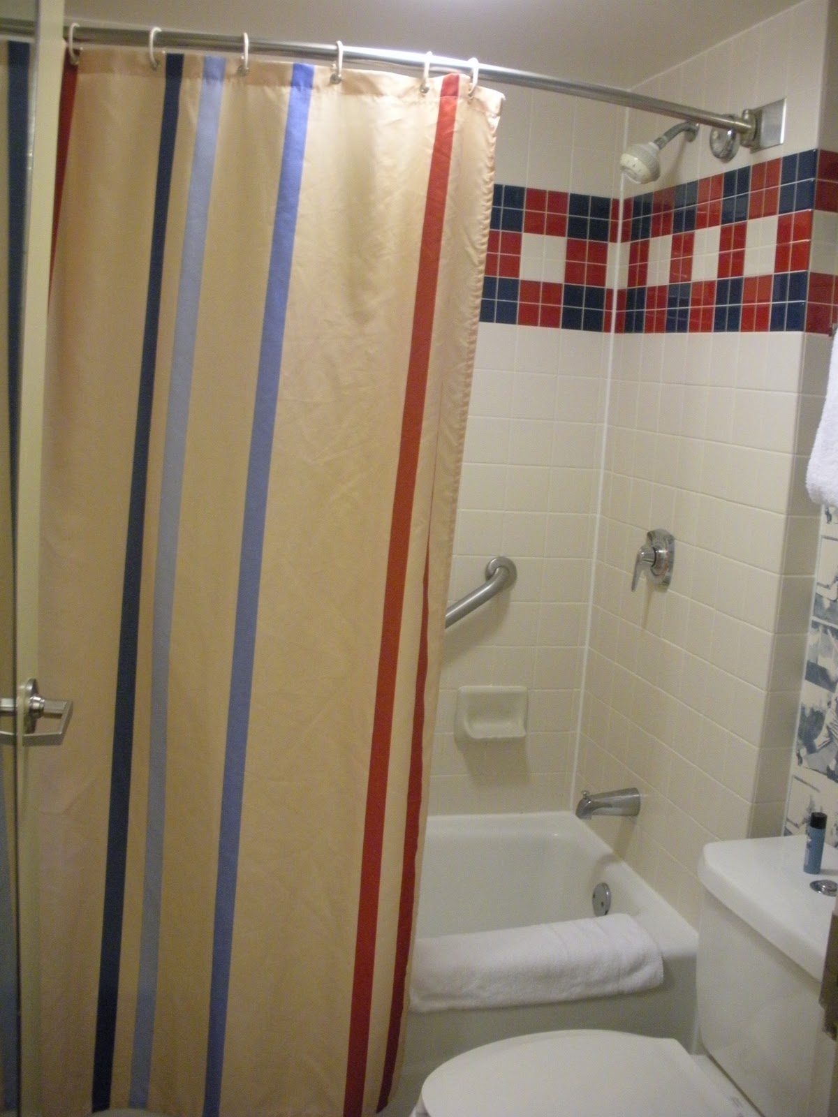 The True Disney Fan: The Resort Romp: All Star Sports Resort