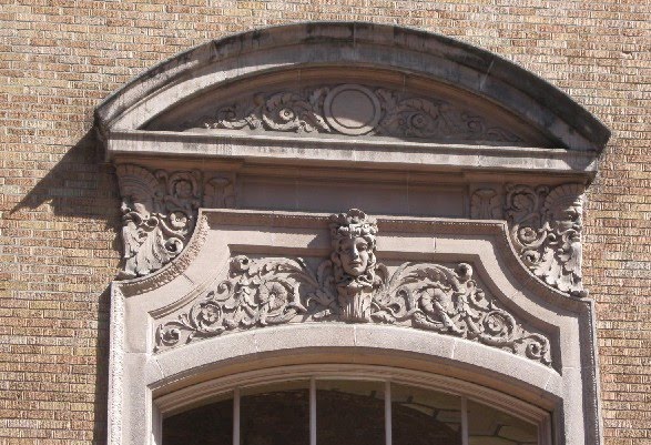 Reflections: A Walking Tour Of Portland, Oregon