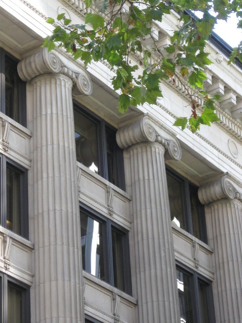 Reflections: A Walking Tour Of Portland, Oregon