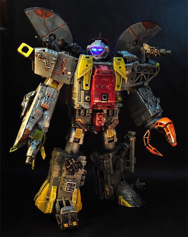 mundo transformer: Custom Omega Supreme
