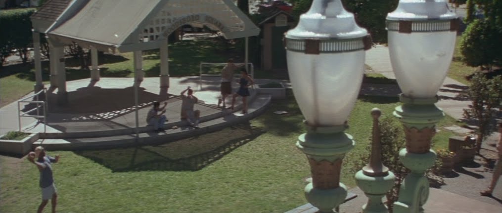 Stale Popcorn: Scream to Scream, Scene by Scene: SCENE 6 of Scream (0: ...